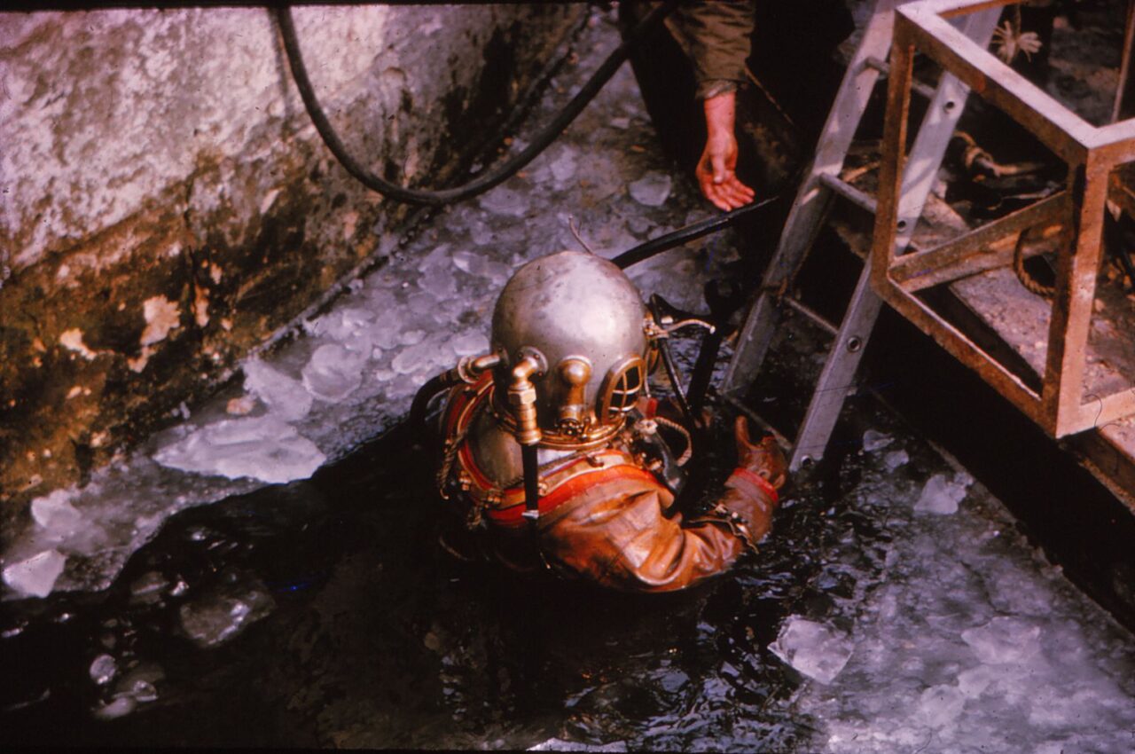 About us - Cooks Marine